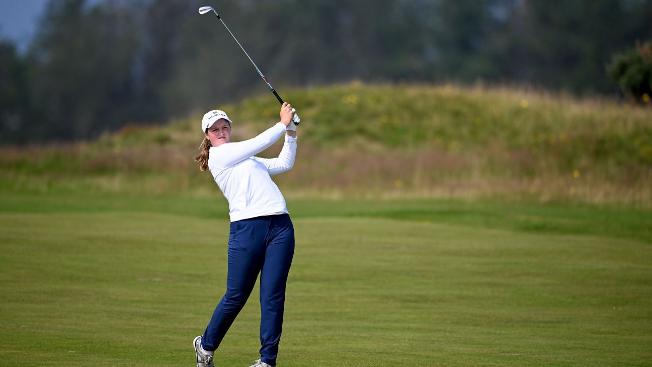Lotty Woad Women's Back of Charlotte Laffer at Scotland Open
